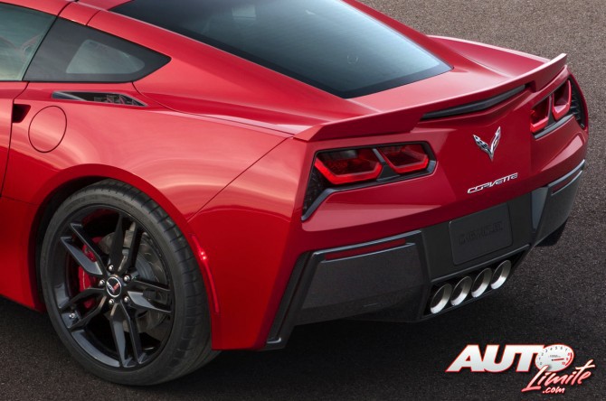 Chevrolet-Corvette-C7_11