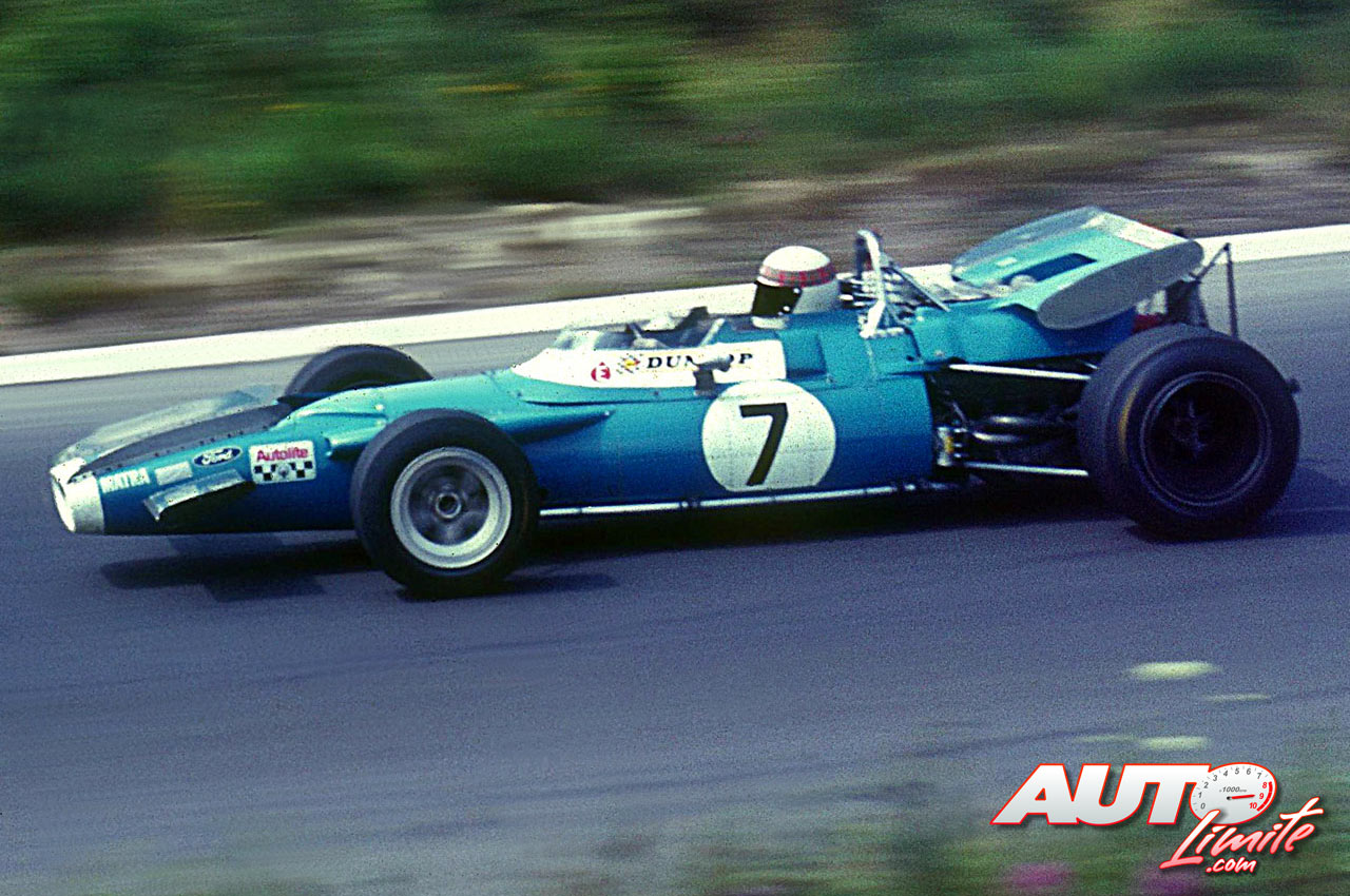 08_Jackie-Stewart_Matra-MS80_1969