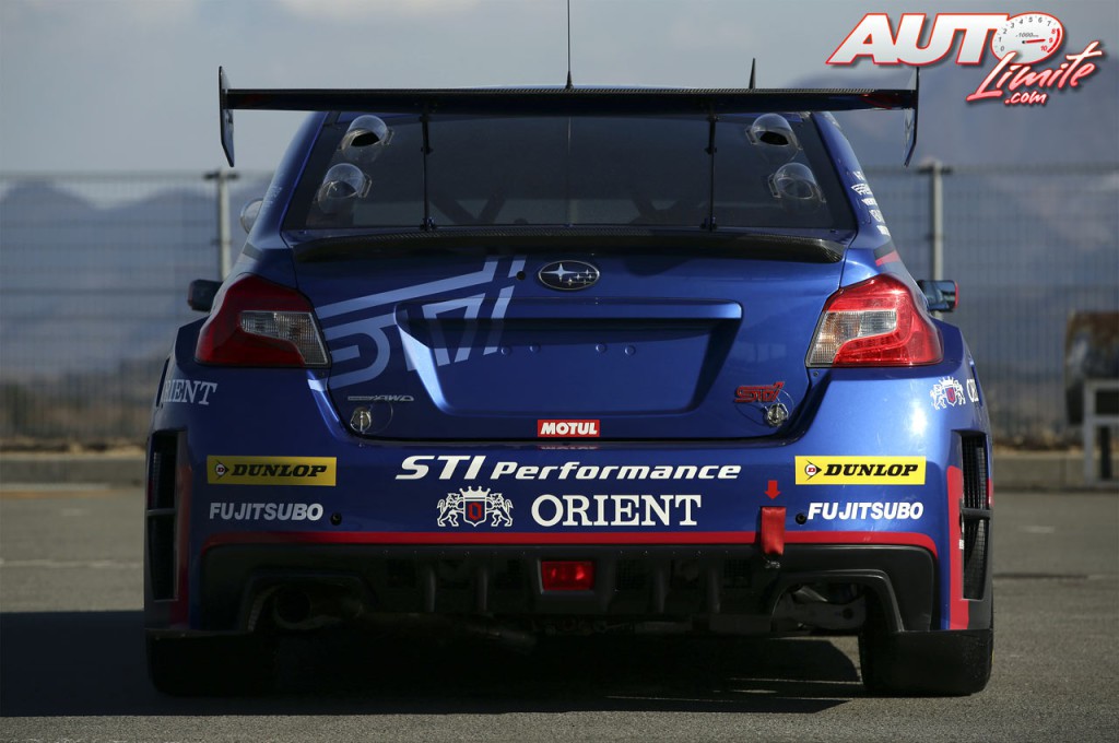 Subaru-WRX-STI-NBR-Challenge-2014_competicion_05