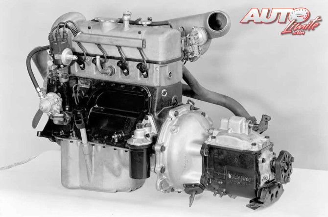 Mercedes-190-SL_Motor-Mercedes-M121-B-II