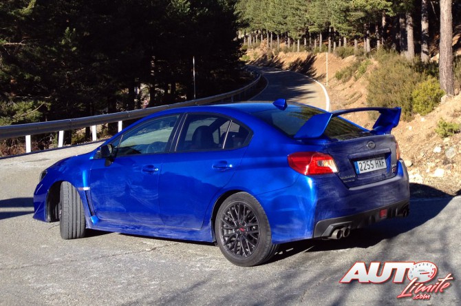 Subaru-WRX-STI-Sedan-Rally-Edition_14