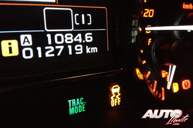 Subaru-WRX-STI-Sedan-Rally-Edition_interior_11